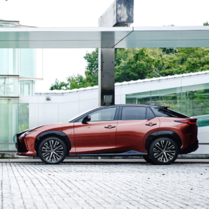 Lounge and Lexus at Power Plant - ridenetwork.ph